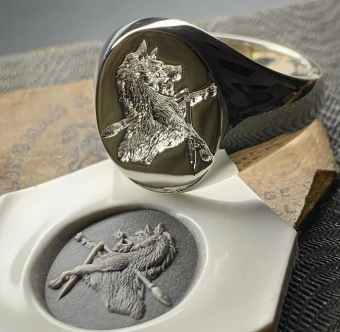Custom Silver Signet Rings for Women and Men
